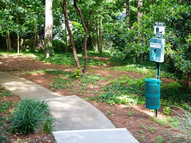 Walton Grove 3 Bedroom Apartment for Rent at 2550 Cumberland Blvd Se, Smyrna, GA 30080