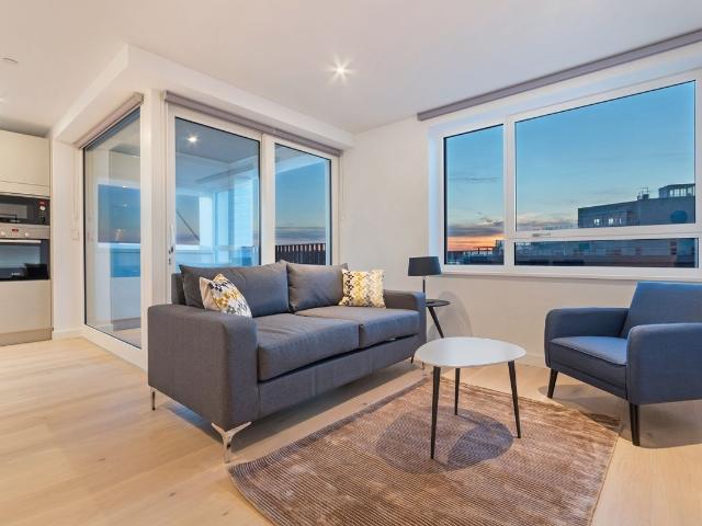 Walton Heights, 143 Walworth Road, Elephant & Castle, London SE17, 2 bed flat to rent, £3,033 pcm | PrimeLocation