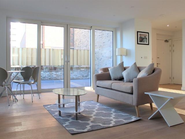 Walton Heights, 143 Walworth Road, London SE17, 2 bed flat to rent, £3,400 pcm | PrimeLocation