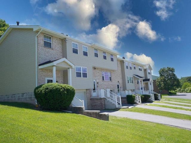 Walton Heights 3 Bedroom Apartment for Rent at 1101 East Walton Avenue, Altoona, PA 16602