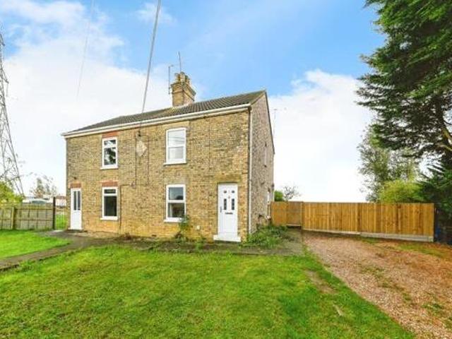 Walton Highway, Harps Hall Road, Wisbech, 2 Bedroom Semi detached