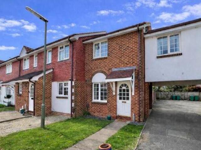 Walton on thames, Surrey, 3 Bedroom Terraced