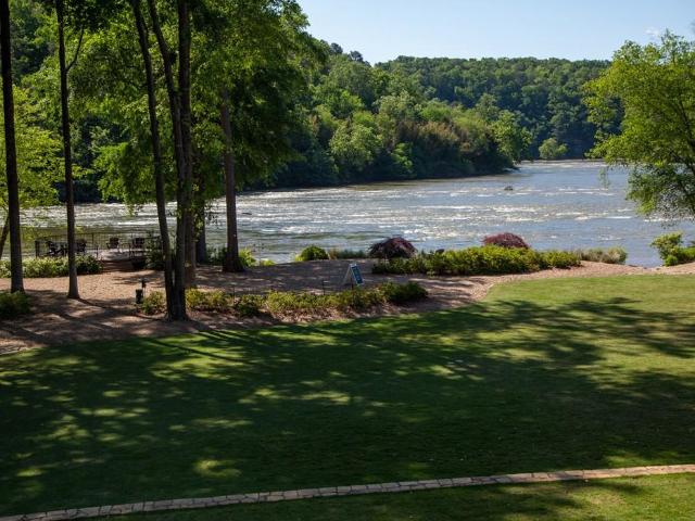 Walton on the Chattahoochee 3 Bedroom Apartment for Rent at 2281 Akers Mill Rd Se, Smyrna, GA 30339 Cumberland