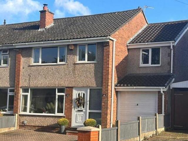 Walton le dale, Duddle Lane, Preston, 4 Bedroom Semi detached