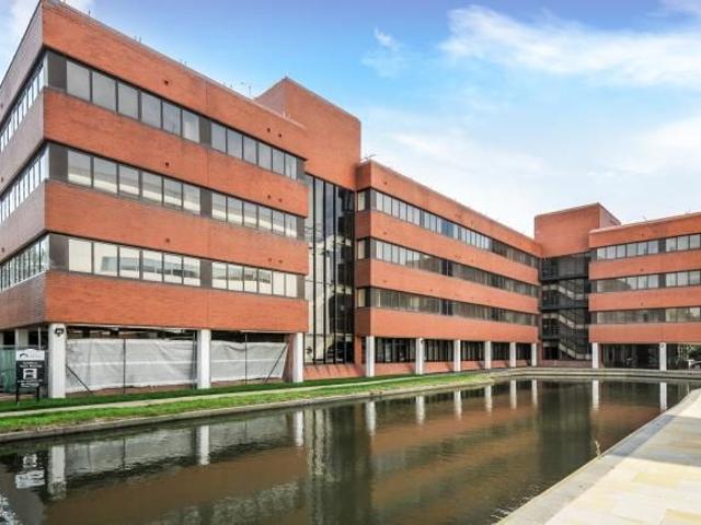 Walton Street, Aylesbury HP21, 1 bed flat to rent, £1,150 pcm | PrimeLocation