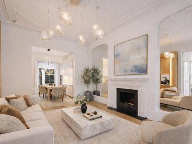 Walton Street, London, 4 Bedroom Detached