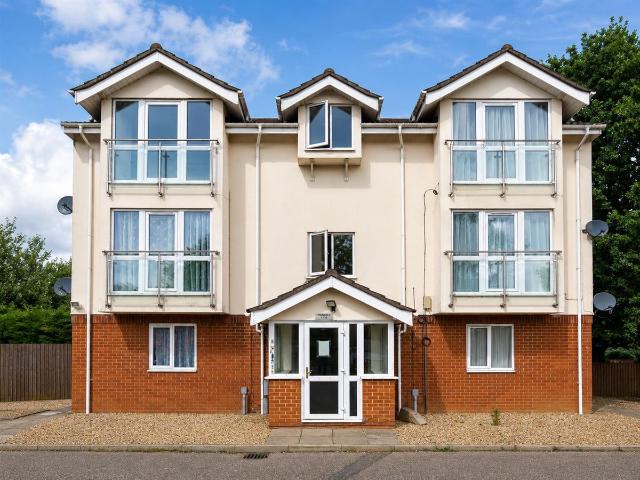 Walton Park, Peterborough PE4, 2 bed flat to rent, £800 pcm | PrimeLocation
