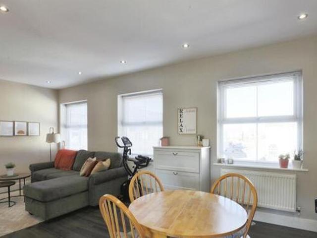Walton Road, Wellesbourne, 2 Bedroom Apartment
