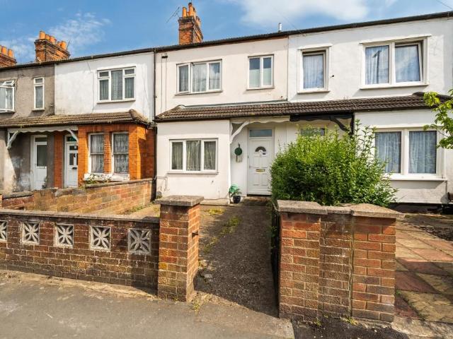Walton Road, Woking GU21, 3 bed terraced house to rent, £2,150 pcm | PrimeLocation