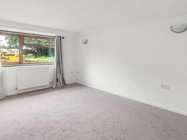 Walton Road, SG12