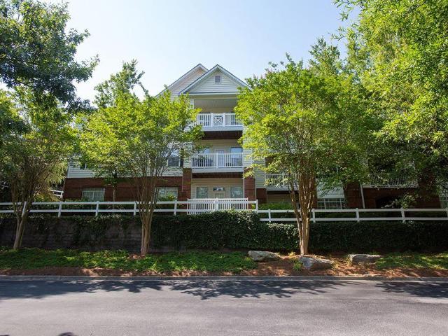 Walton Vinings 3 Bedroom Apartment for Rent at 4949 Oakdale Rd Se, Smyrna, GA 30080