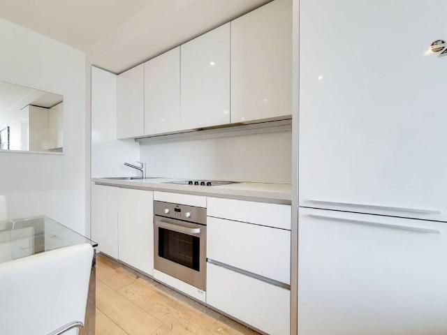 Walworth Road, Elephant And Castle, London SE1, 2 bed flat to rent, £3,250 pcm | PrimeLocation