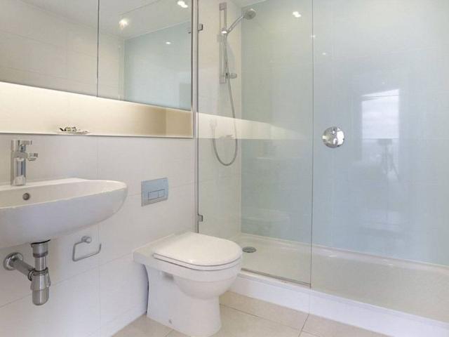 Walworth Road, Elephant And Castle, London SE1, 2 bed flat to rent, £4,250 pcm | PrimeLocation