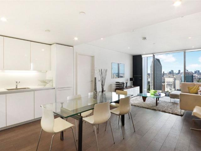 Walworth Road, Elephant And Castle, London SE1, 3 bed flat to rent, £8,667 pcm | PrimeLocation