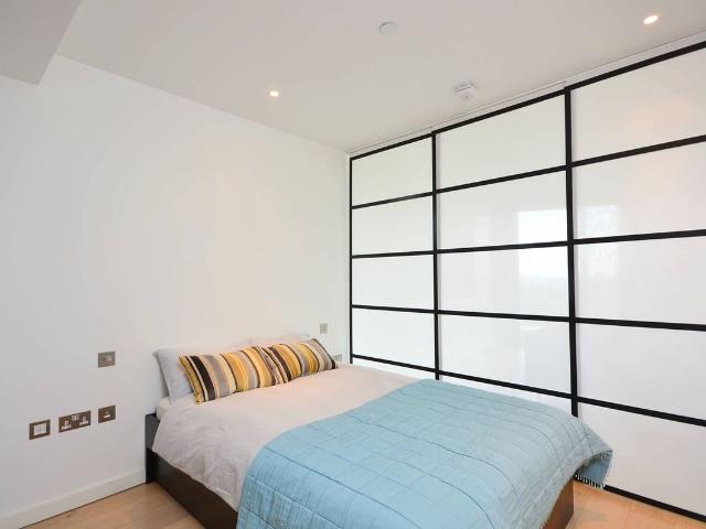Walworth Road, Elephant And Castle, London SE1, Maisonette to rent, £4,000 pcm | PrimeLocation