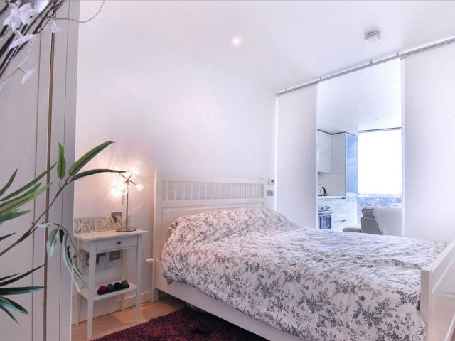 Walworth Road, Elephant And Castle, London SE1, Studio to rent, £1,900 pcm | PrimeLocation