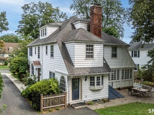 Walbridge Rd, West Hartford, Home For Sale