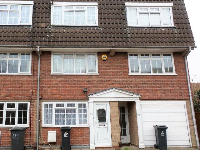 Waldale Drive, Leicester LE2, 4 bed end terrace house to rent, £1,550 pcm | PrimeLocation