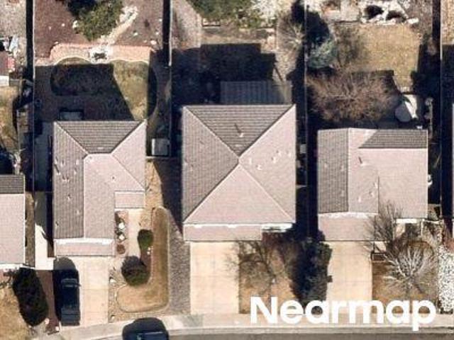 Waldenwood Dr