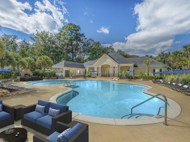 Walden at Chatham Center 3 Bedroom Apartment for Rent at 100 Walden Ln, Savannah, GA 31405 Chatham Parkway