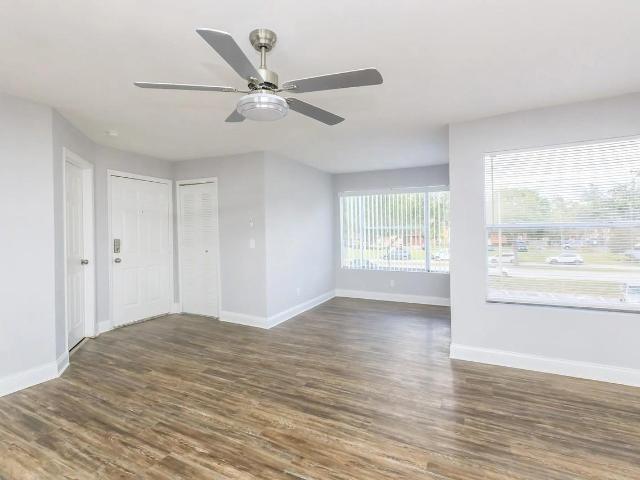 Walden Palms Apartments 1 Bedroom Apartment for Rent at 4700 Walden Cir, Orlando, FL 32811 Florida Center North