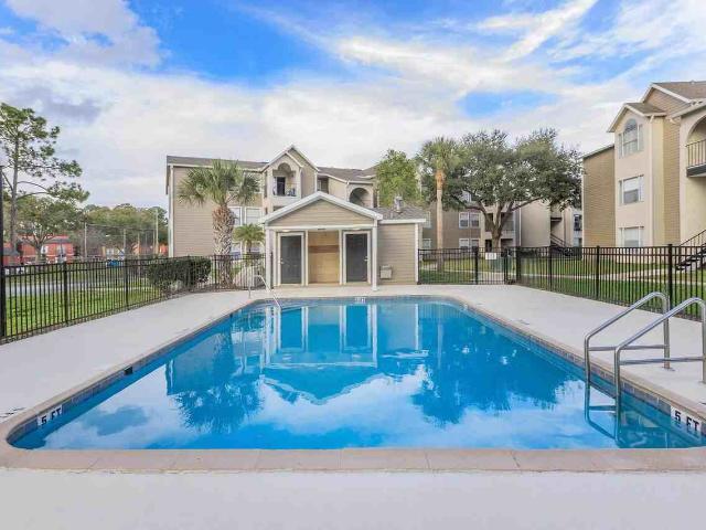 Walden Palms Apartments 1 Bedroom Apartment for Rent at 4700 Walden Cir, Orlando, FL 32811 Florida Center North