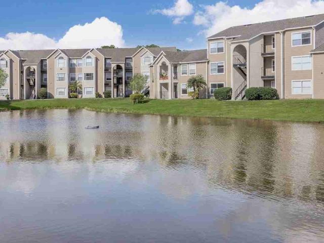 Walden Palms Apartments 2 Bedroom Apartment for Rent at 4700 Walden Cir, Orlando, FL 32811 Florida Center North