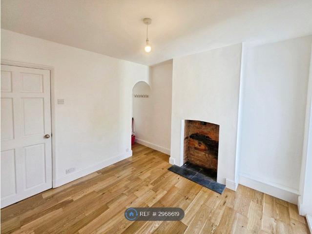 Waldeck Street, Reading RG1, 2 bed terraced house to rent, £1,400 pcm | PrimeLocation