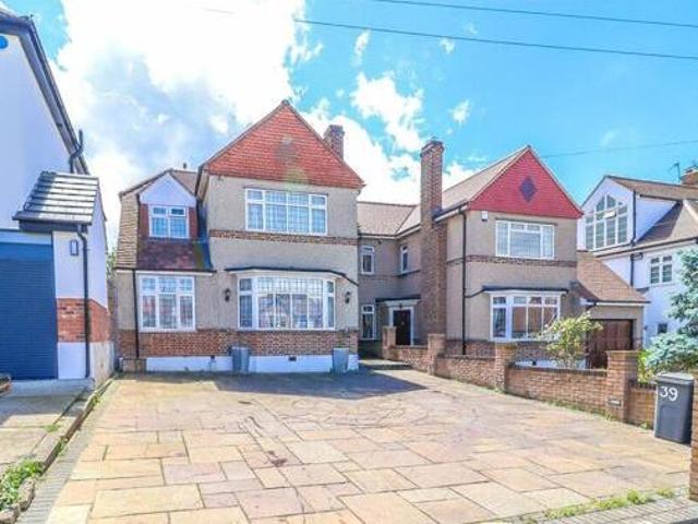 Waldegrave Gardens, Upminster, 5 Bedroom Semi detached