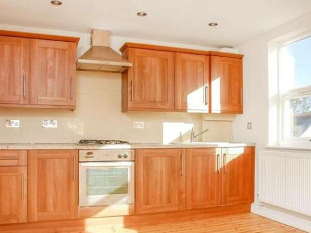 Waldegrave Road, Teddington, 1 Bedroom Flat