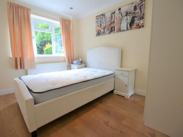 Waldorf Heights, Blackwater, Camberley GU17, Property to rent, £650 pcm | PrimeLocation