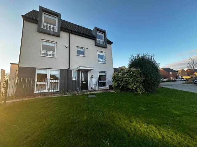 Waldrom Road, Nottingham, NG4 4 bed house to rent £1,995 pcm £460 pw