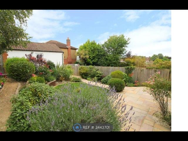 Wales Avenue, Sutton, Carshalton SM5, 4 bed detached house to rent, £3,150 pcm | PrimeLocation