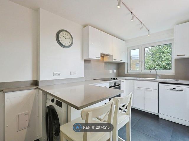 Walham Green Court, London SW6, 3 bed flat to rent, £3,400 pcm | PrimeLocation