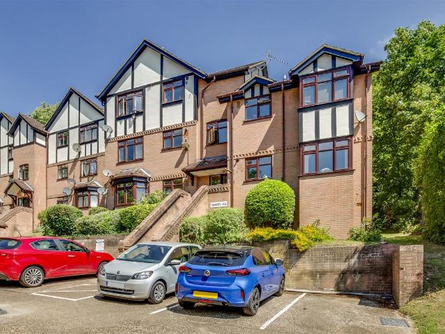 Walk Of Station, High Wycombe HP13, 1 bed flat to rent, £1,150 pcm | PrimeLocation