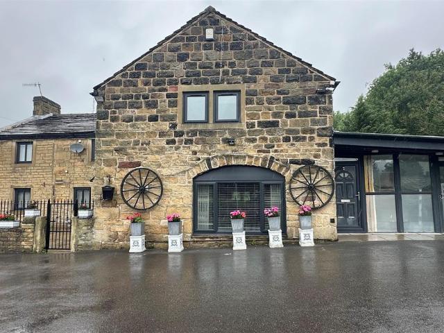 Walk Hill Farm, Apperley Lane, Bradford BD10, 3 bed farmhouse to rent, £1,800 pcm | PrimeLocation