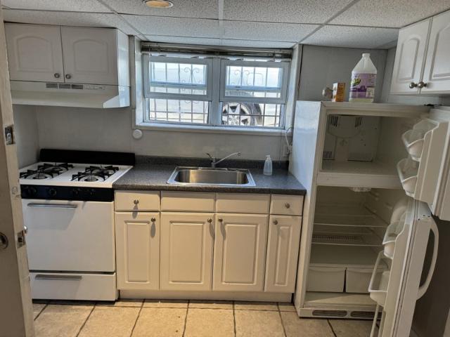 walk in basement apartment