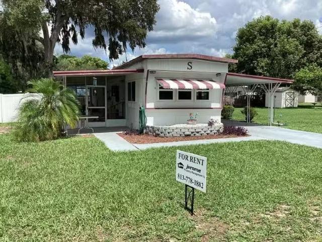 Walk To The Park. 4618 La Force St #NA
