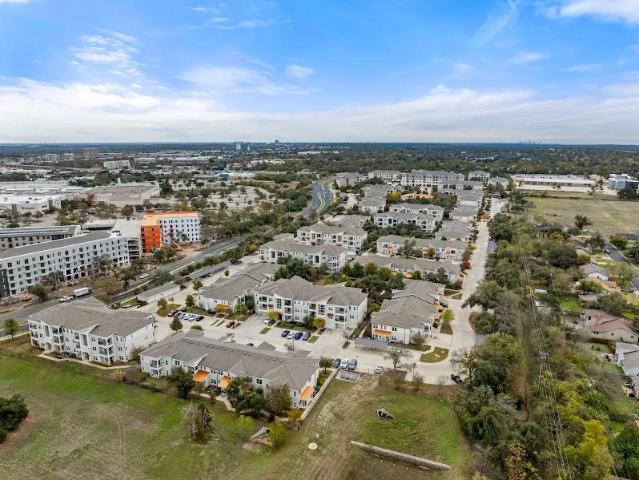 Walkable Modern Living Rooftop Terrace | 3BR/2BA | $2,371/mo | Avery Ranch Lakeline