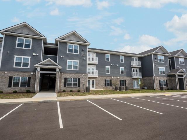 Walker Court Apartments 2 Bedroom Apartment for Rent at 1900 Archway Dr, Columbia, TN 38401