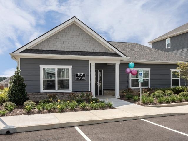Walker Court Apartments 3 Bedroom Apartment for Rent at 1900 Archway Dr, Columbia, TN 38401