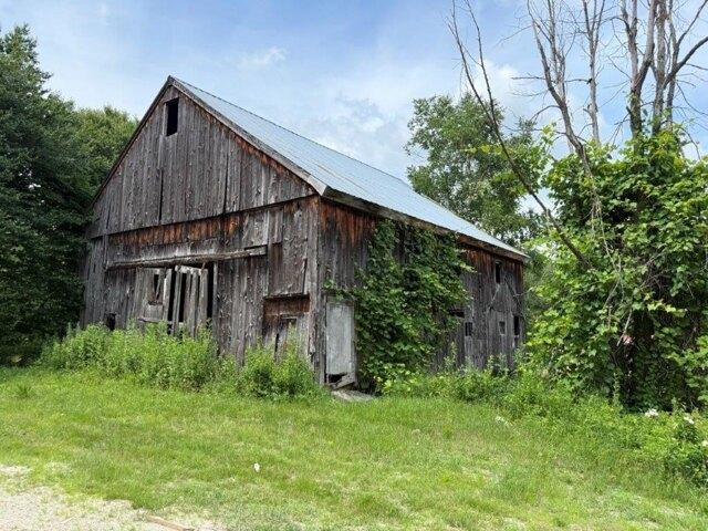 Walker Brook Rd, Danbury, Home For Sale