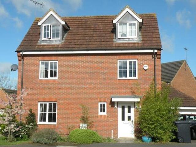 Walker Grove, Hatfield, 5 Bedroom House
