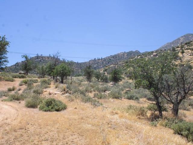 Walker Dr, Kernville, CA 93238