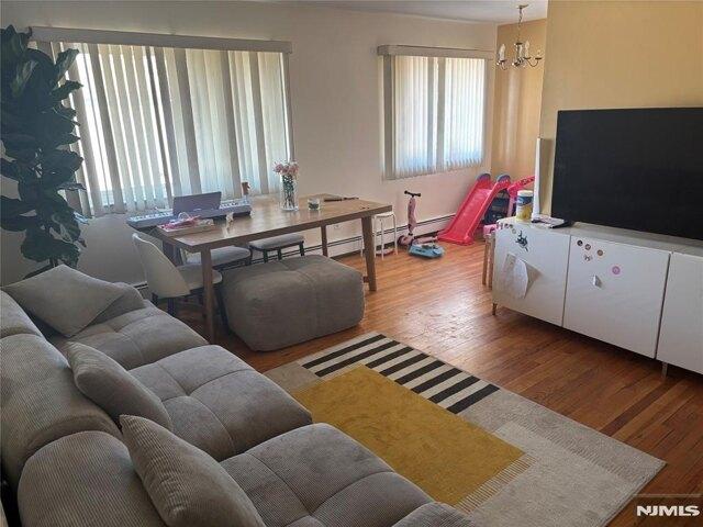 Walker St, Fairview, Condo For Sale
