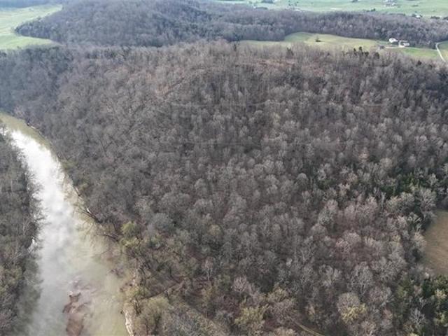 Walker Stewart Rd, Horse Cave, KY 42749
