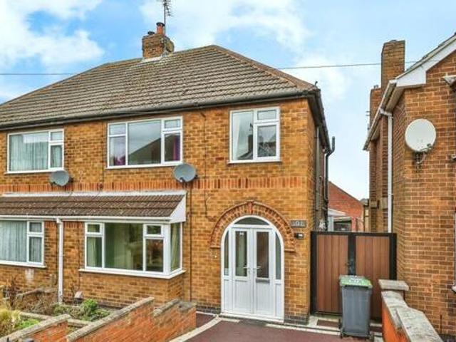 Walker Street, Eastwood, 3 Bedroom Semi detached
