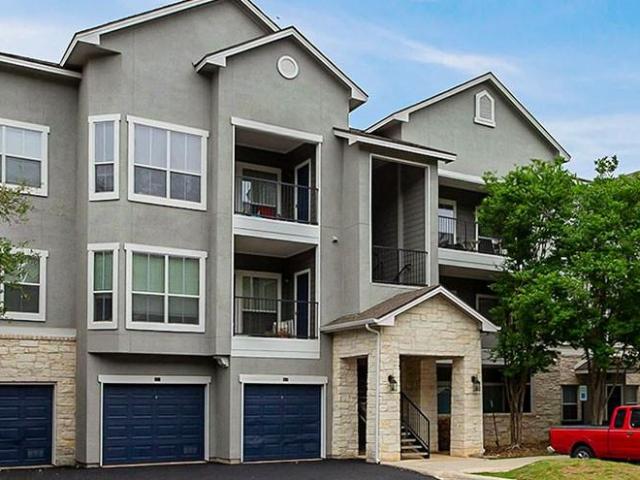 Walker Ranch Apartment Homes 3 Bedroom Apartment for Rent at 14500 Blanco Rd, San Antonio, TX 78216
