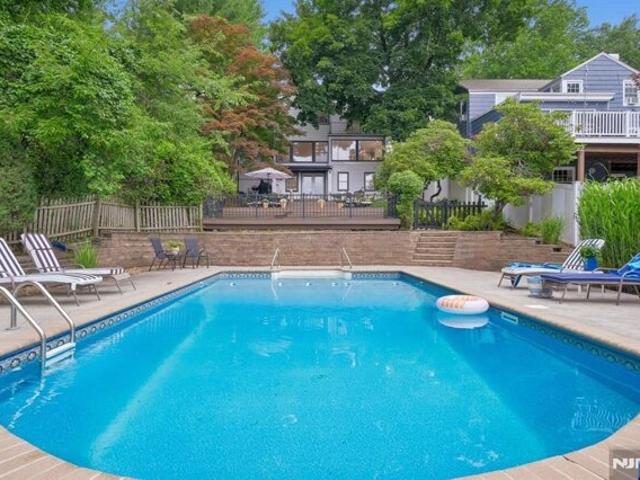 Walker Rd, West Orange, Home For Sale