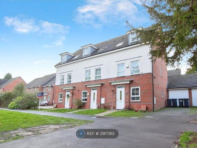 Walkers Heath Road, Birmingham B38, 3 bed terraced house to rent, £1,395 pcm | PrimeLocation